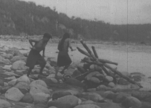 Los invencibles Shuaras del Alto Amazonas - Retina Latina